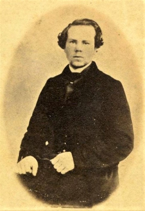 LIEUTENANT THOMAS HOOTON – Honor Norwalk CT veterans